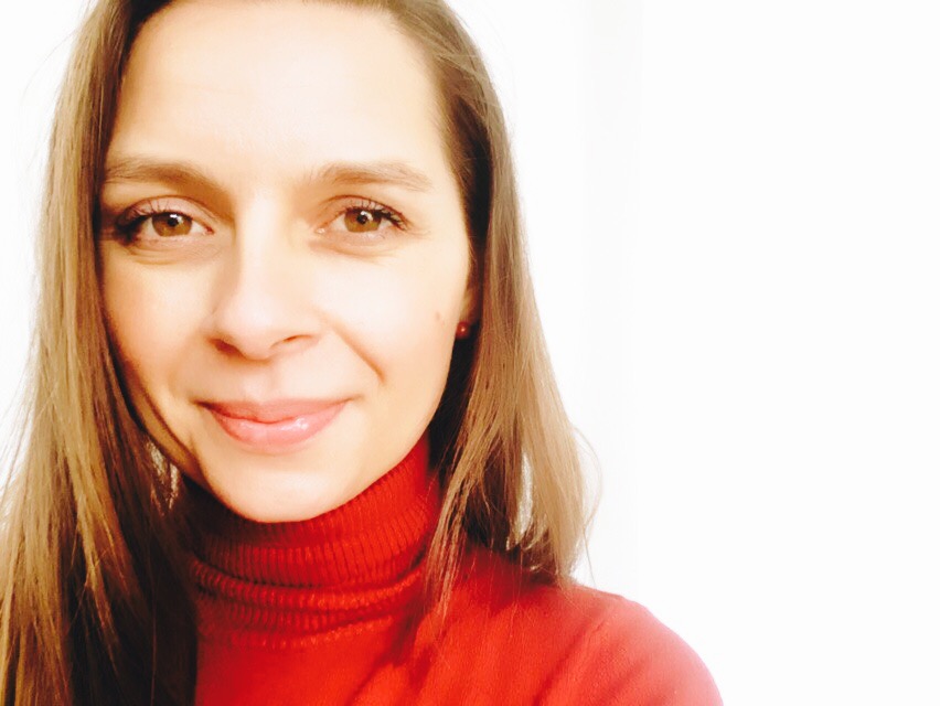 Interview with Karolina Marques Pereira: Author of “Blue Like My Shoe ...